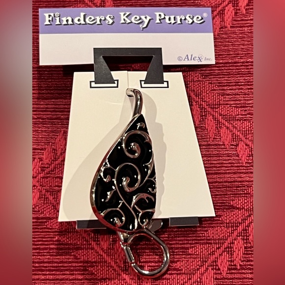 Accessories | Teardrop Key Finder | Poshmark